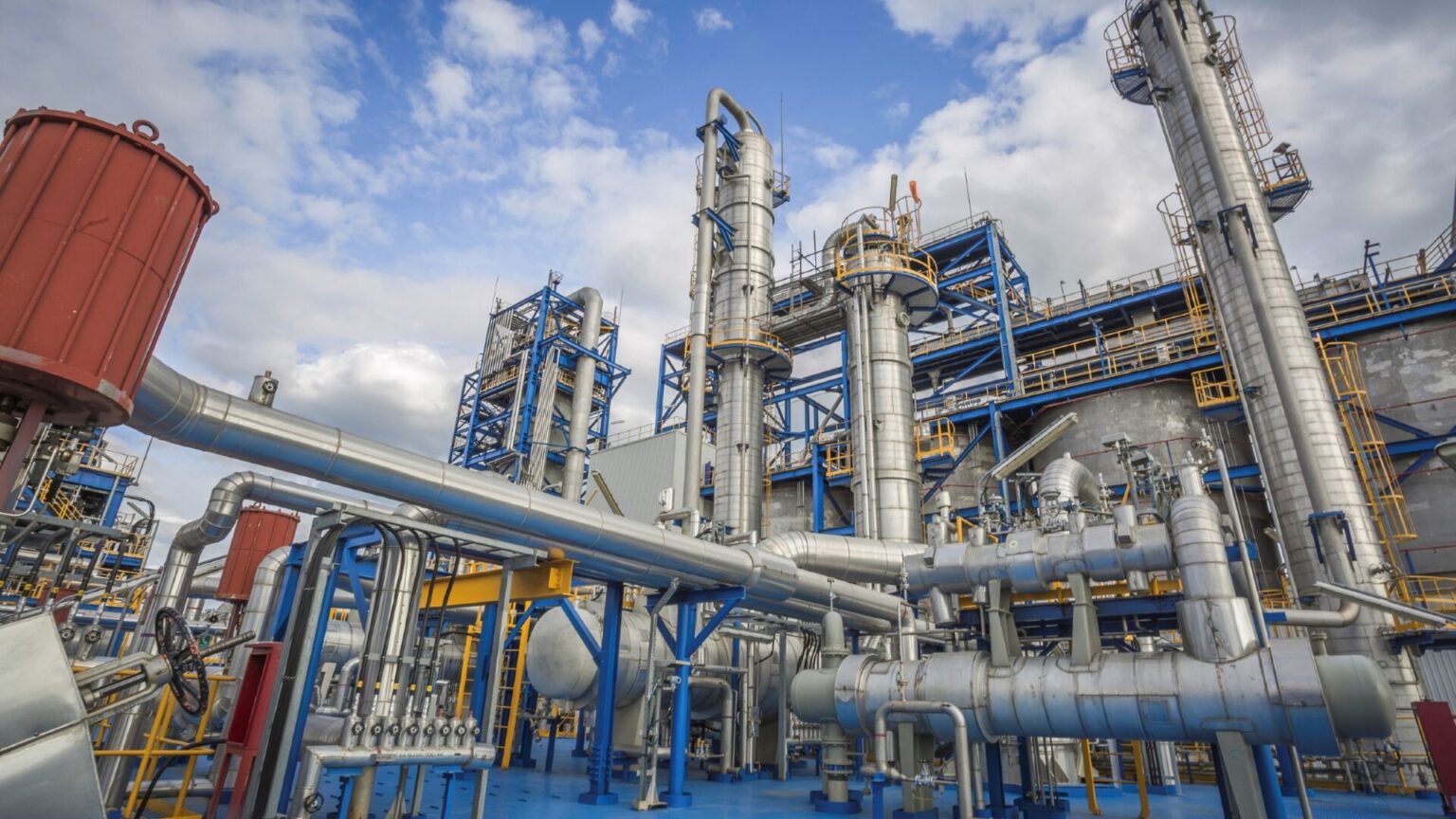 Radar vs. ultrasonic level sensors - Endress+Hauser