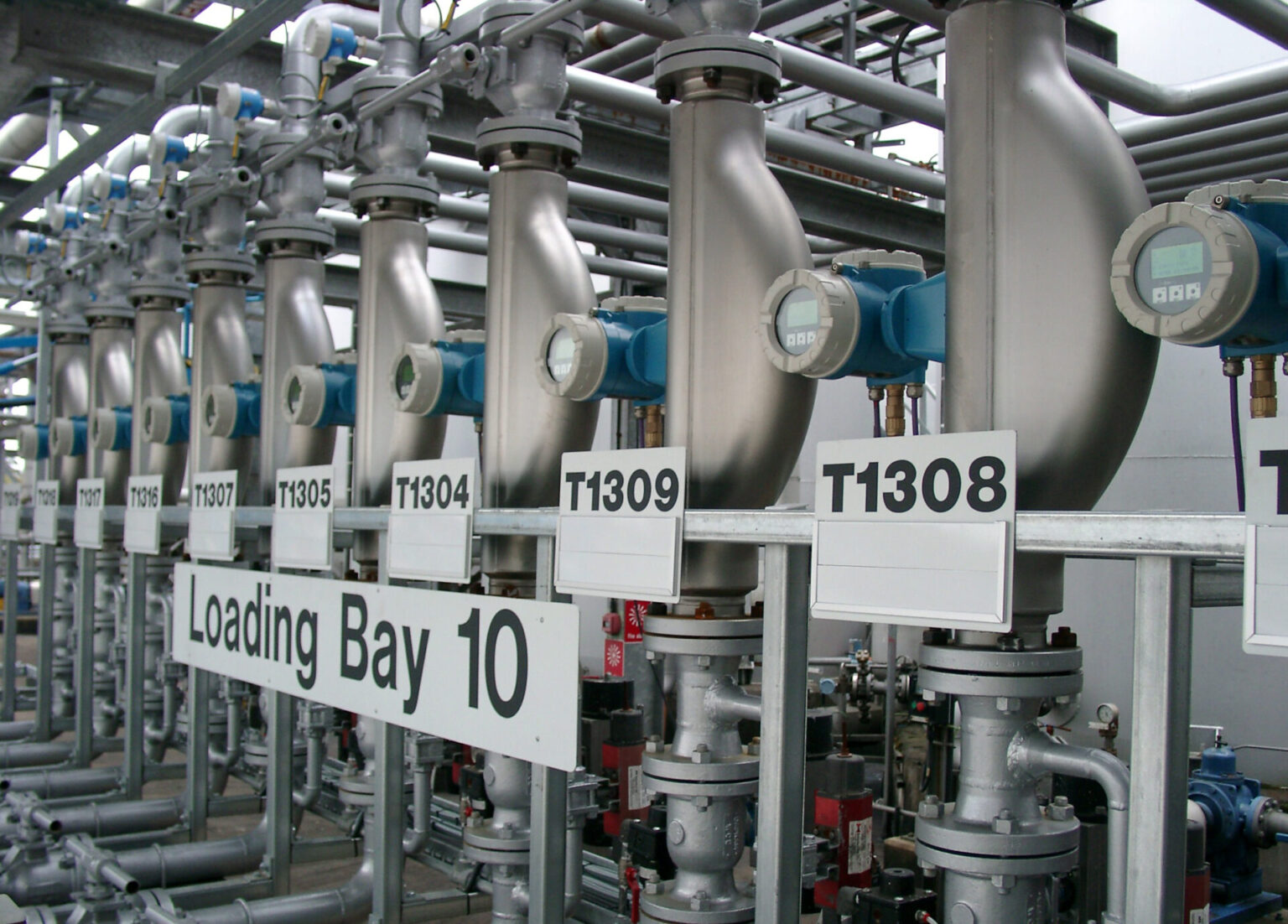 Understanding interface level measurement in the Oil & Gas industry ...